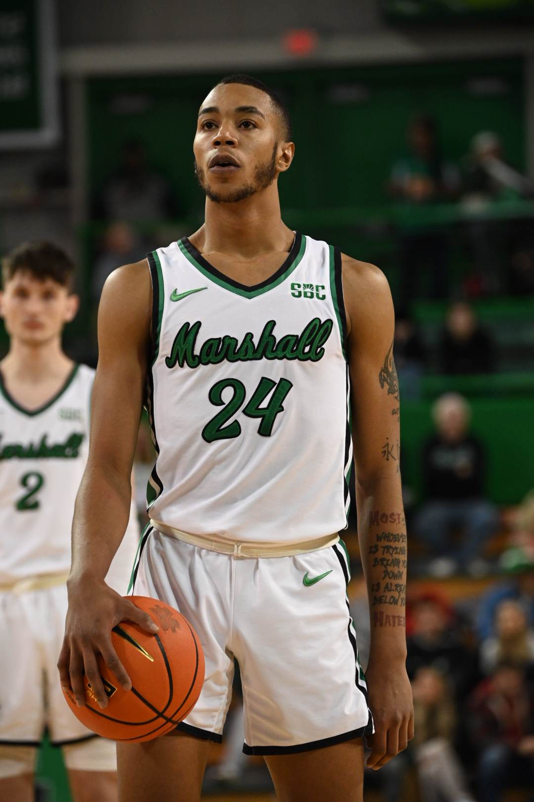 [Photos] Marshall Men's Basketball Defeats Chicago State 80-72 ...